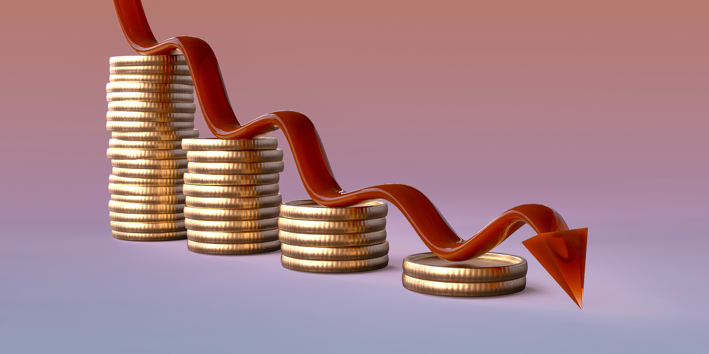 Why do stock prices fall? 5 reasons you should be aware of